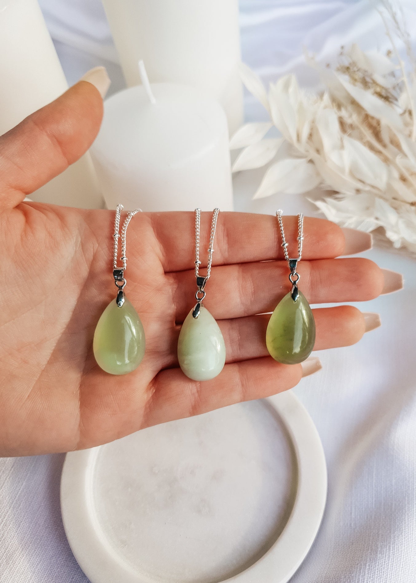 Jade Drop Pendant – Serene Stone